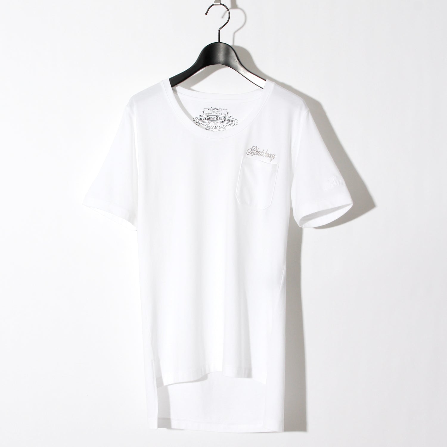 Swarovski Logo Pocket U Neck Tee / WHITE×CRYSTAL – BLACK HONEY CHILI ...